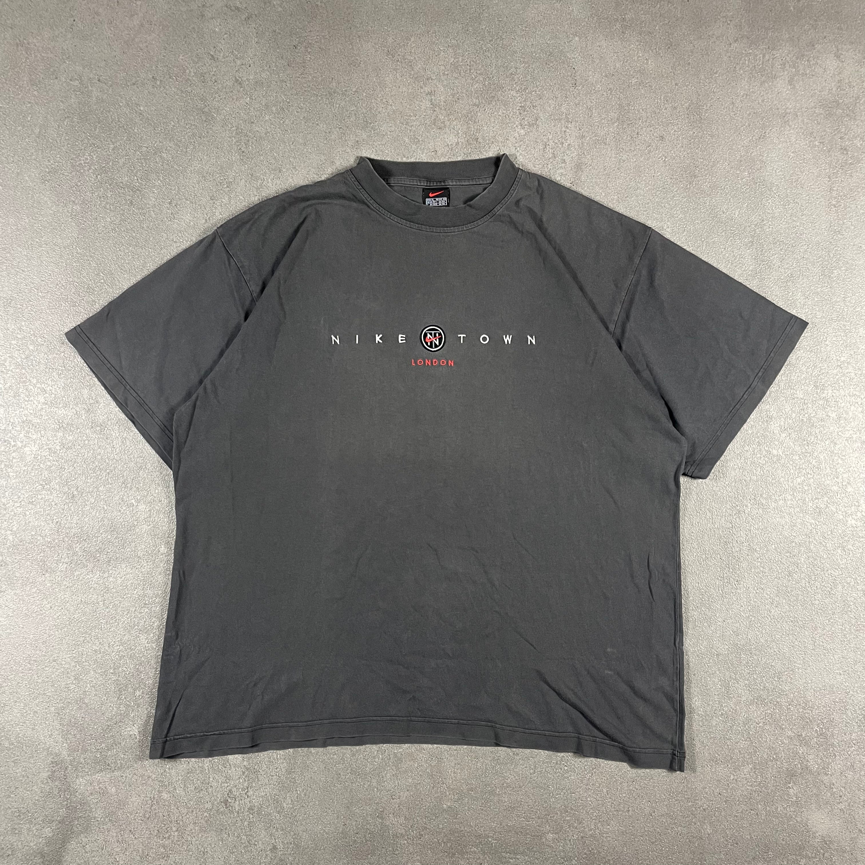 Nike vintage Tee (XL) – LEGACY ARCHIVES